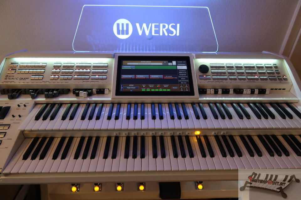 WERSI OAX800 LS gepflegte kaum bespieltes Wohnzimmer Instrument ...