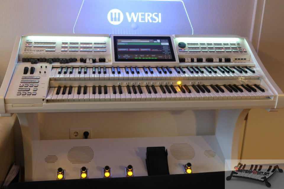 WERSI OAX800 LS gepflegte kaum bespieltes Wohnzimmer Instrument ...